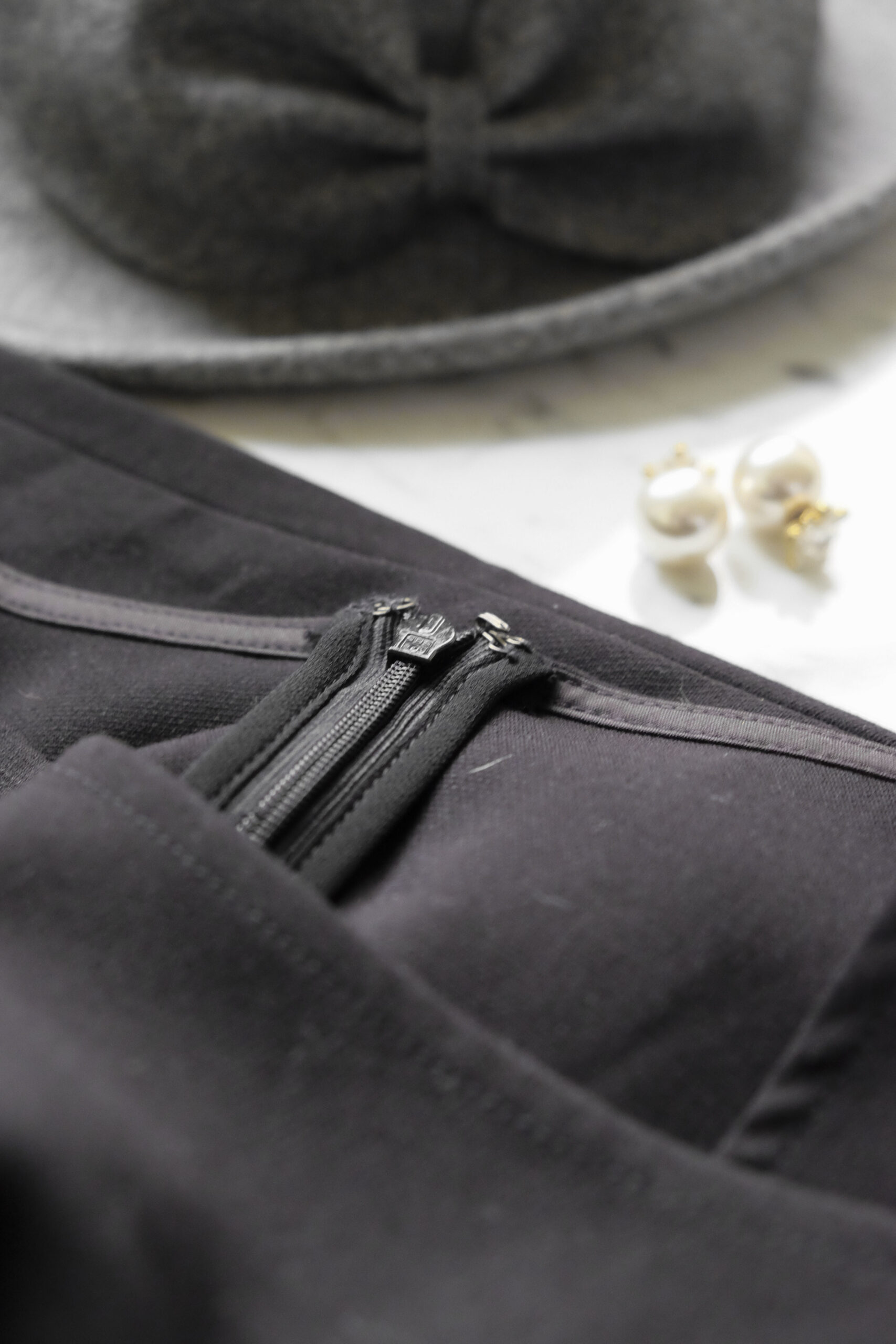 How To Fix A Separated Zipper on A Coat? Help You Deal With 3 Different ...