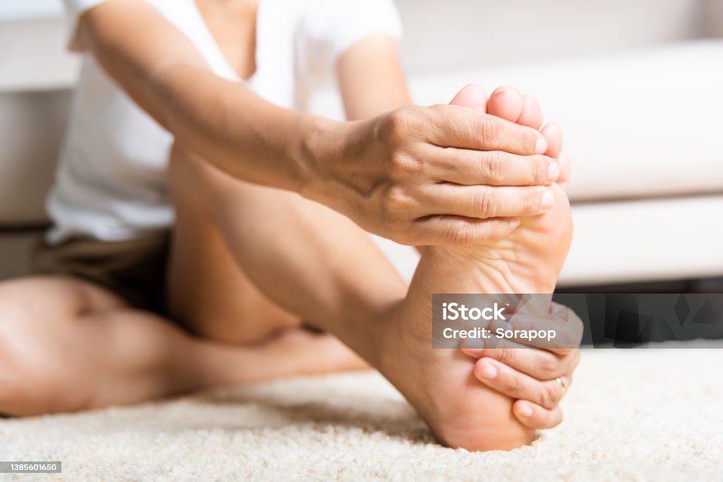 How To Stop Numbness in Legs And Feet?4 Quick Tips To Relieve Symptoms ...