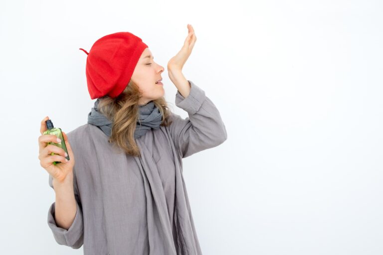 How To Smell Good?3 Perfume Rules - LifeInTrends