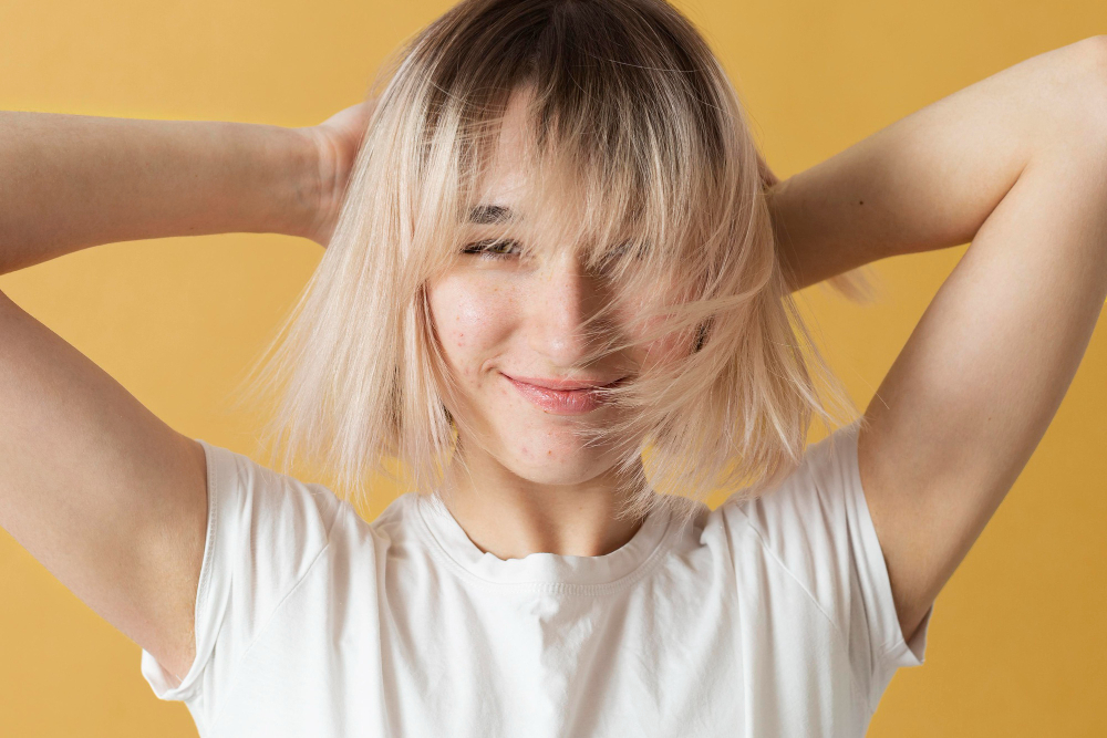 How to Bleach Hair Without Damage: Your Friendly Guide to Going Lighter ...
