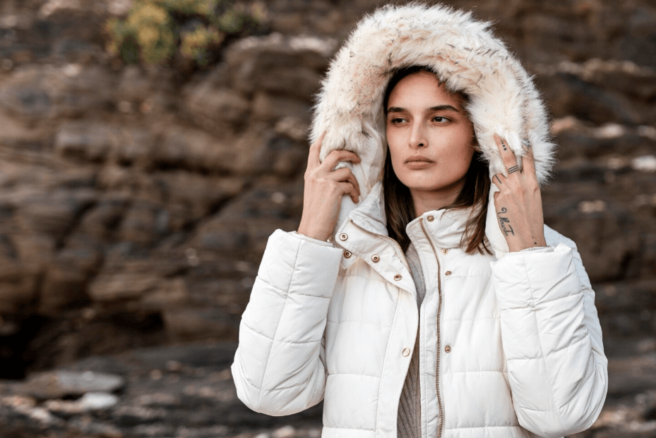 What is a Parka Coat? Your Winter Wardrobe Must-Have - LifeInTrends