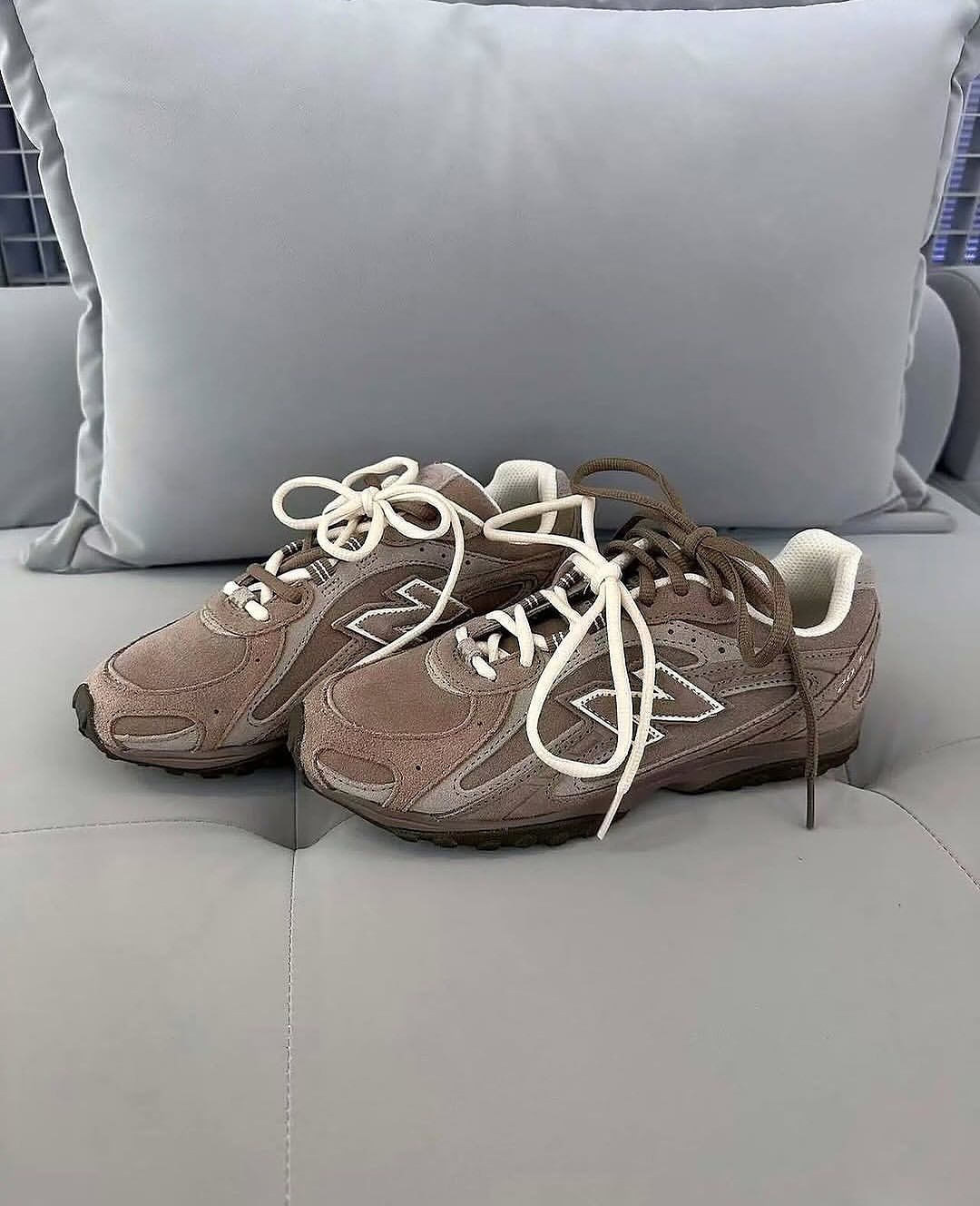 How to Clean New Balance Shoes Without Ruining Them: The Tips to Keep ...