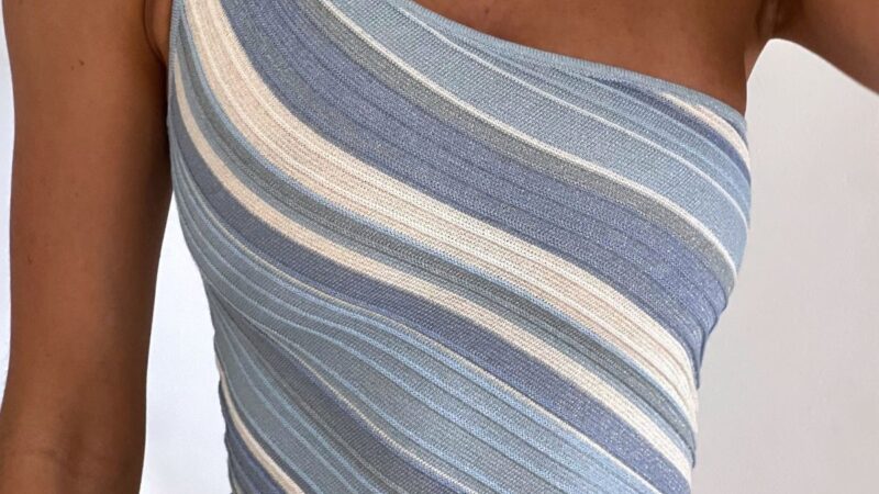 What Is an Adonis Belt? How to Get That V-Shaped Line and Why It ...