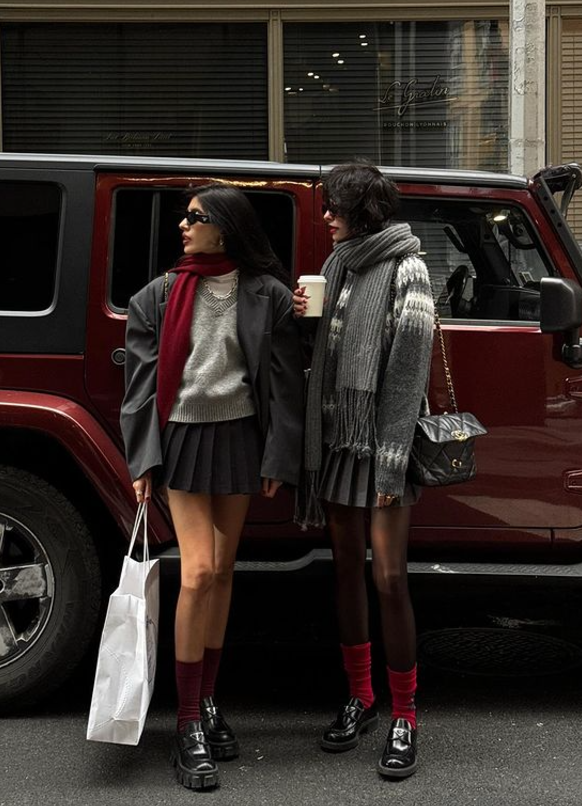 How to Wear Preppy Style: This Season’s Must-Try Trend - Toptrends Guide