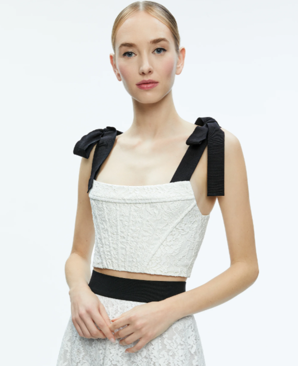 The Rise of Bows in Fashion: A Feminine Revival - Toptrends Guide
