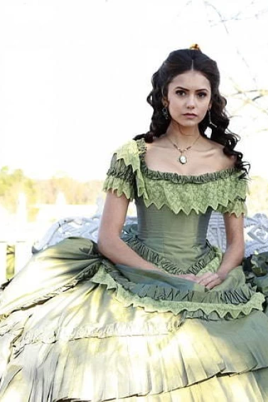 Katherine Pierce Outfits: A Fashion Icon for Centuries - Toptrends Guide