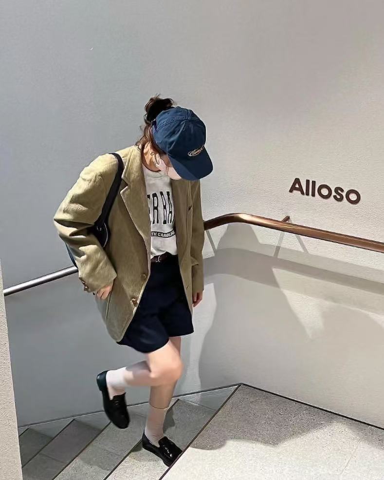 How to Wear Oversized Blazer: A Style Icon's Must-Have Guide ...