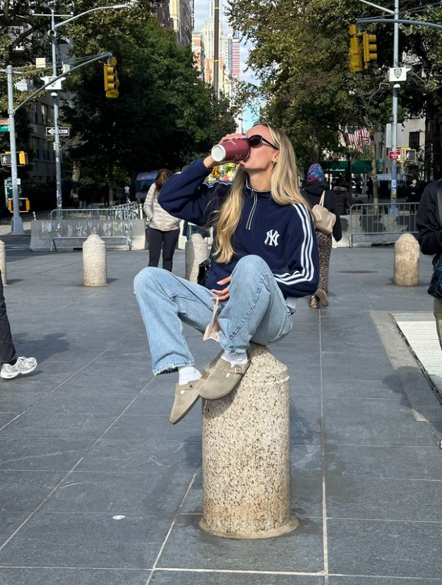 How to Style Boyfriend Jeans | Fresh Styling Ideas - Toptrends Guide