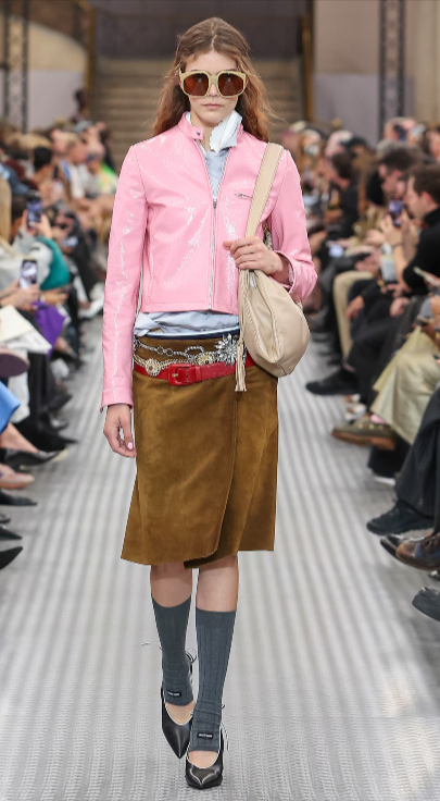 How to Wear Preppy Style: This Season’s Must-Try Trend - Toptrends Guide